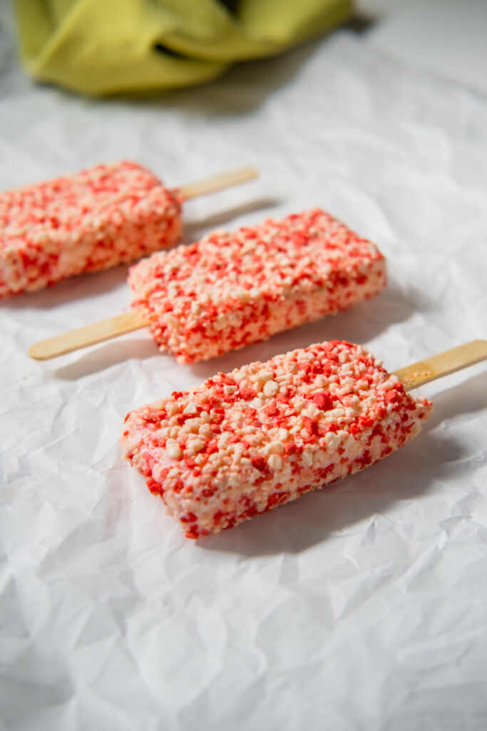 Strawberry Shortcake Ice Cream Bars – Eats by the Beach
